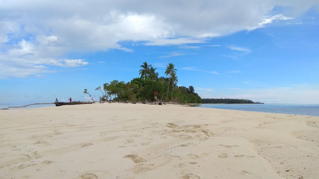 6 Tempat Wisata di Kabupaten Supiori - Sering Jalan
