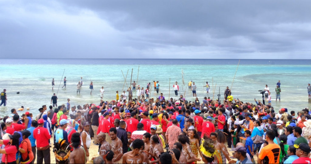 6 Tempat Wisata di Kabupaten Supiori - Sering Jalan