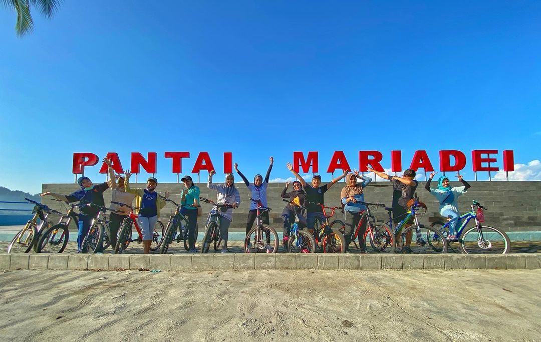 6 Tempat Wisata Alam Di Serui Kepulauan Yapen Papua - Sering Jalan