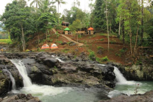 Curug Leuwi Bumi Pandeglang yang menawan - Sering Jalan