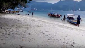 Pulau Condong Lampung - Sering Jalan