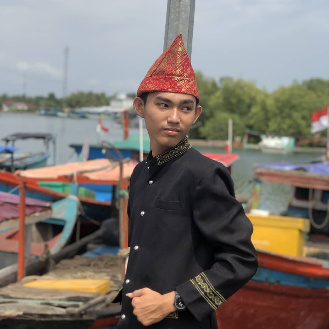 3 Pakaian Adat Daerah Bengkulu Dan Jenisnya - Sering Jalan