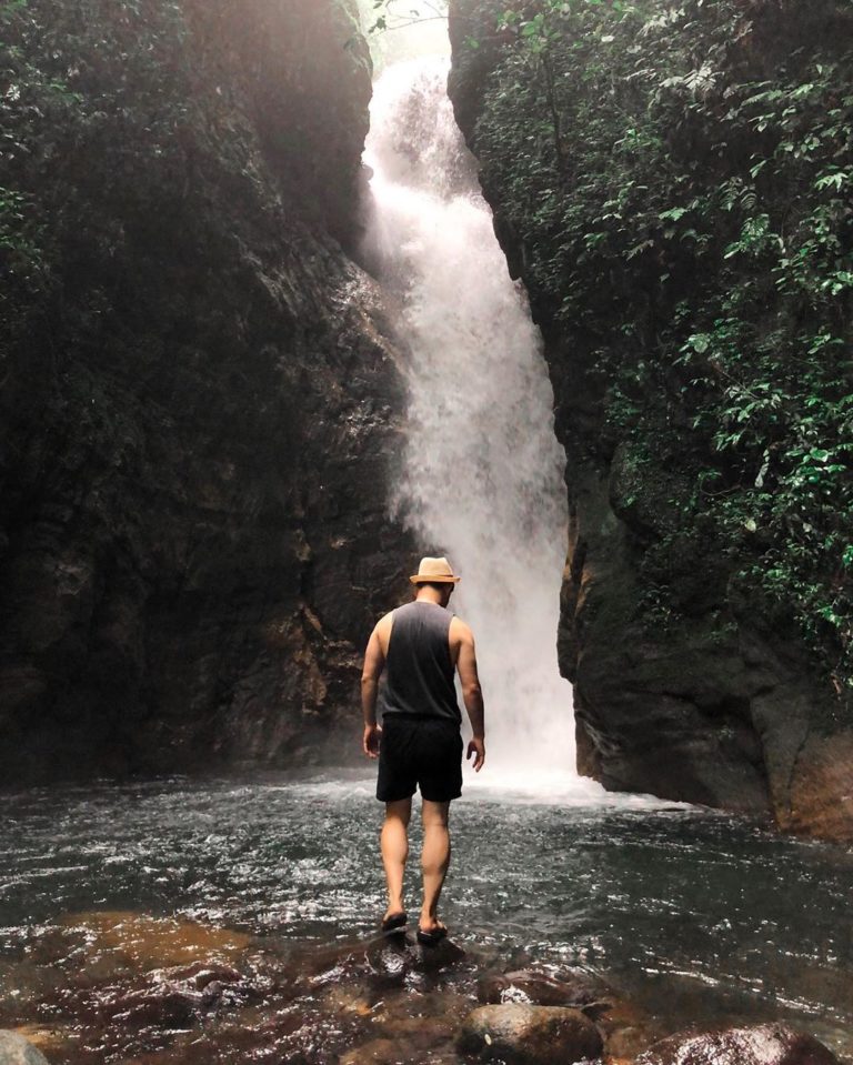 Harga Tiket Curug Walet Pamijahan Bogor dan Rute Menuju Kesana - Sering ...