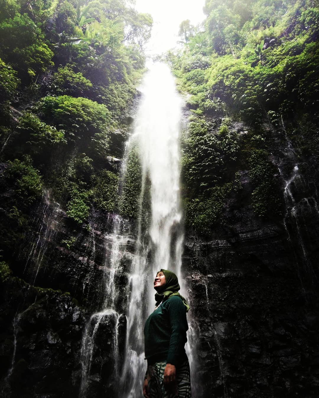 Harga Tiket Curug Lawe Ungaran dan Rutenya - Sering Jalan