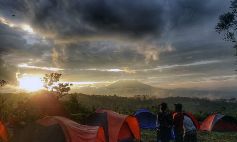 Info Lengkap Gayatri Mountain Adventure Dan Biaya Campnya - Sering Jalan